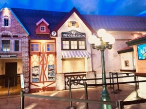 Valcartier Bora Parc - Indoor Water Park in Quebec for Families