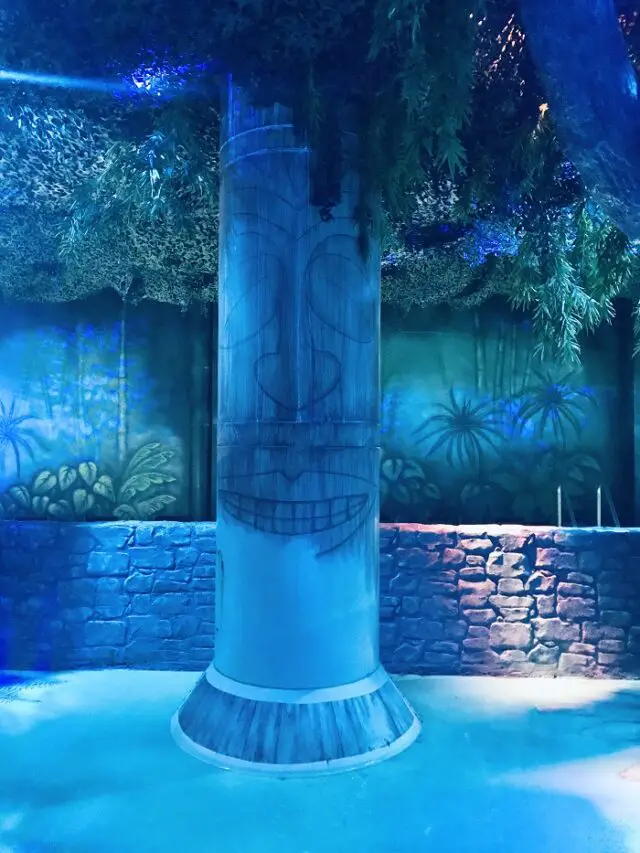 Valcartier Bora Parc - Indoor Water Park in Quebec for Families